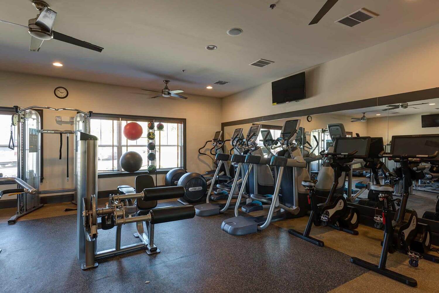 Slippery Rock Luxury Student Apartments | Gallery | Grove